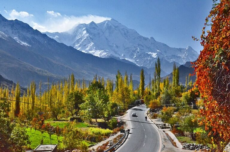 Hunza Valley: The Crown Jewel of Pakistan - Pakistan Tourism Places